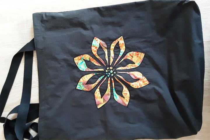 Simple Tote Bag with Reverse Applique Decoration - ArtisOn